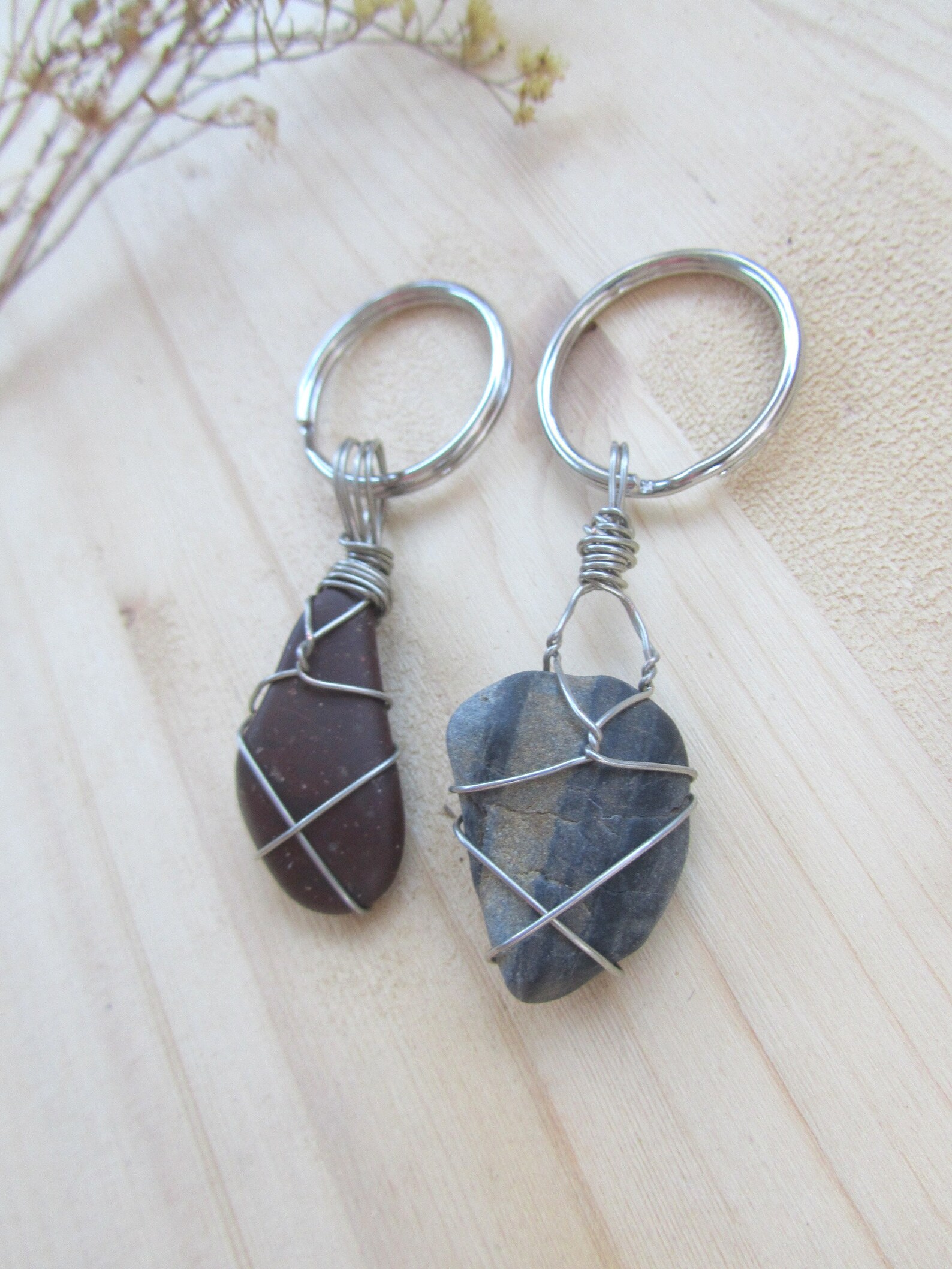 Beach Stone Keychain Natural Wire Wrapped Keychain Banded - Etsy