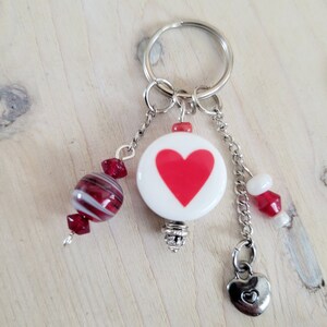 Red Heart Keychain, Dangling Red Heart Charm Key Chain, Beaded Key ...