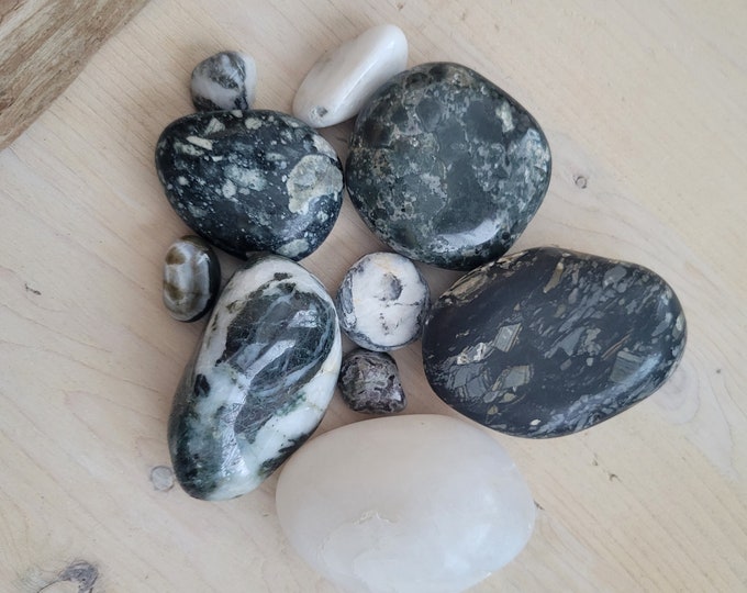 Ocean Rocks, (10) Black & White, Beach Rocks, Beach Stone, Striped ...