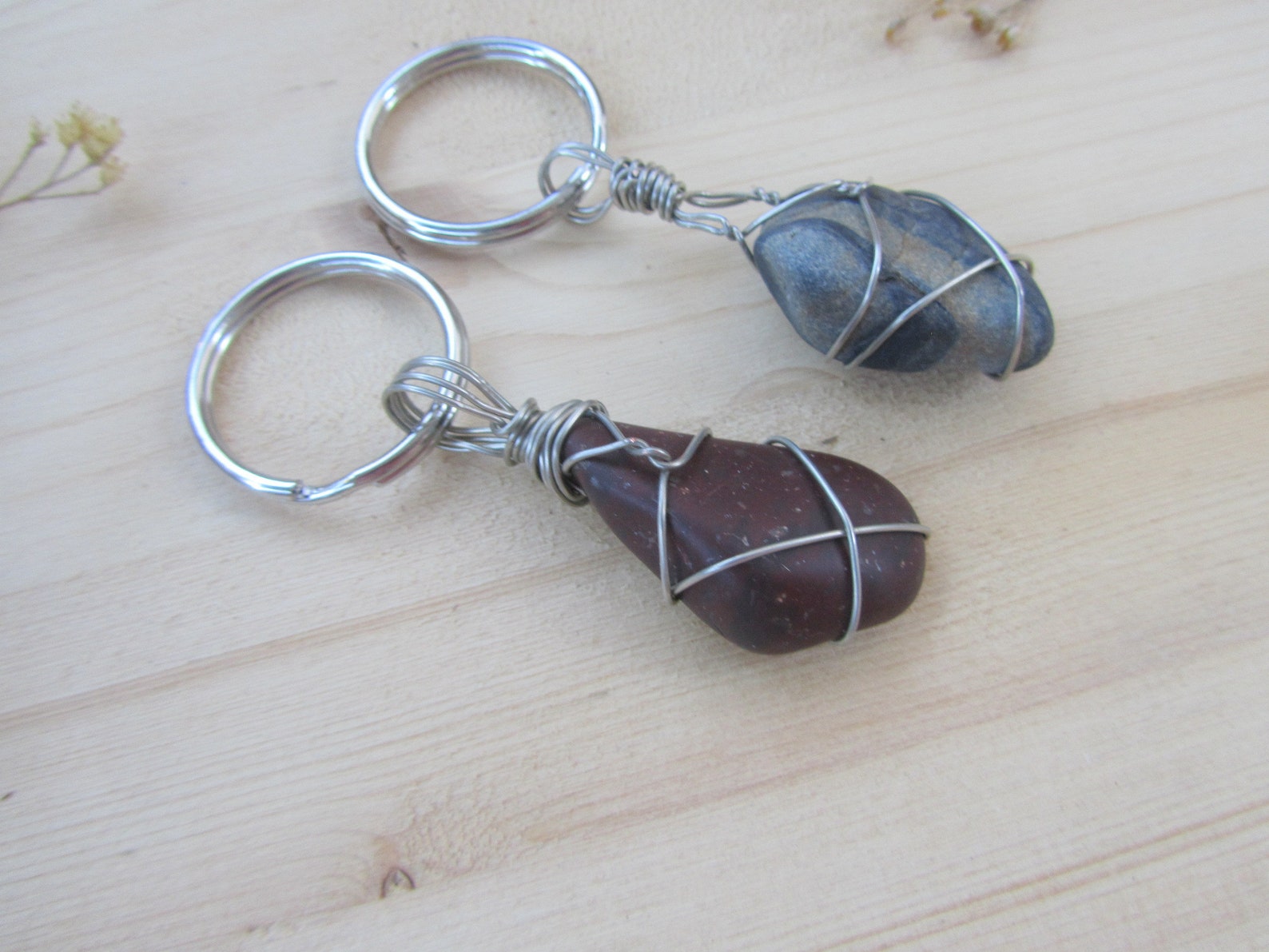 Beach Stone Keychain Natural Wire Wrapped Keychain Banded - Etsy