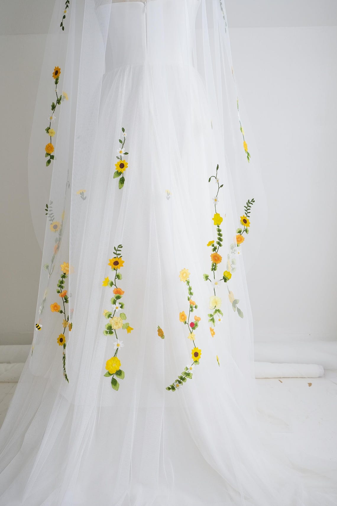 Customizable Sunflower Wedding Veil: Wildflower Bridal Veil - Etsy