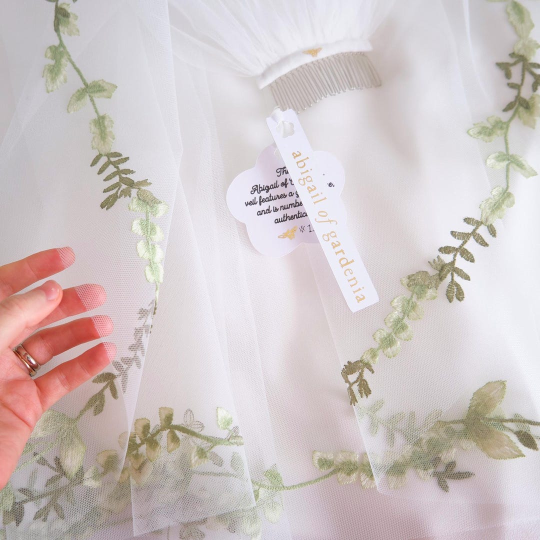 Leaves & Greenery Wedding Veil, Boho Fern Bridal Veil, Leaf Embroidery ...