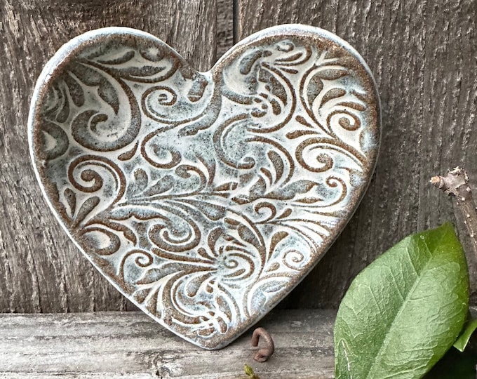 Heart Dish, Heart-shaped Ceramic Bowl, Heart Bowl, Victorian Filigree ...