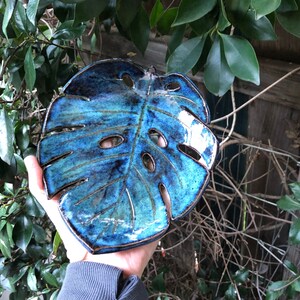 Monstera Leaf Pottery Dish, Handmade Blue Green Philodendron Leaf Dish ...