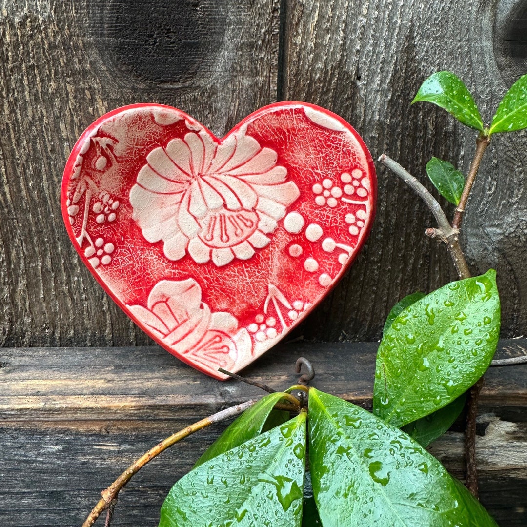 Heart Dish, Heart-shaped Ceramic Dish, Ideal Pottery Gift, Red Heart ...