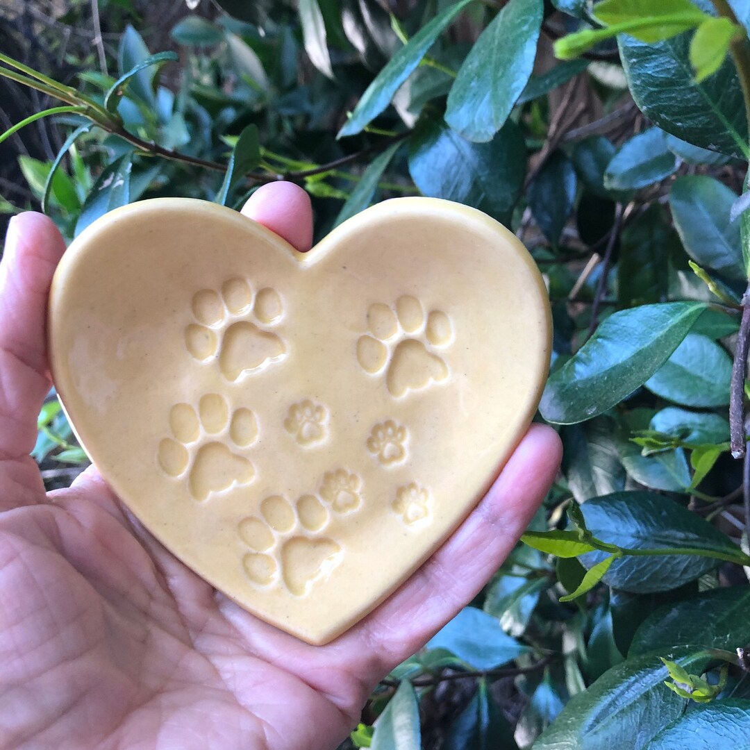 Heart Dish, Heart-shaped Paw Prints Ceramic Dish, Dog Lovers Gift Ideal ...