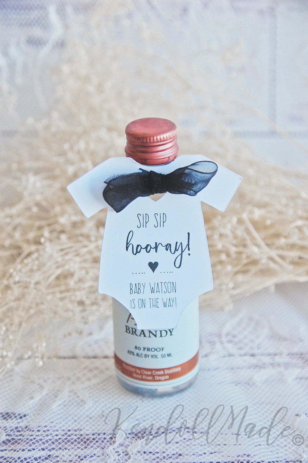 Baby Shower Favor Tags for Mini Wine Bottles, Sip Sip Hooray Baby Gift ...