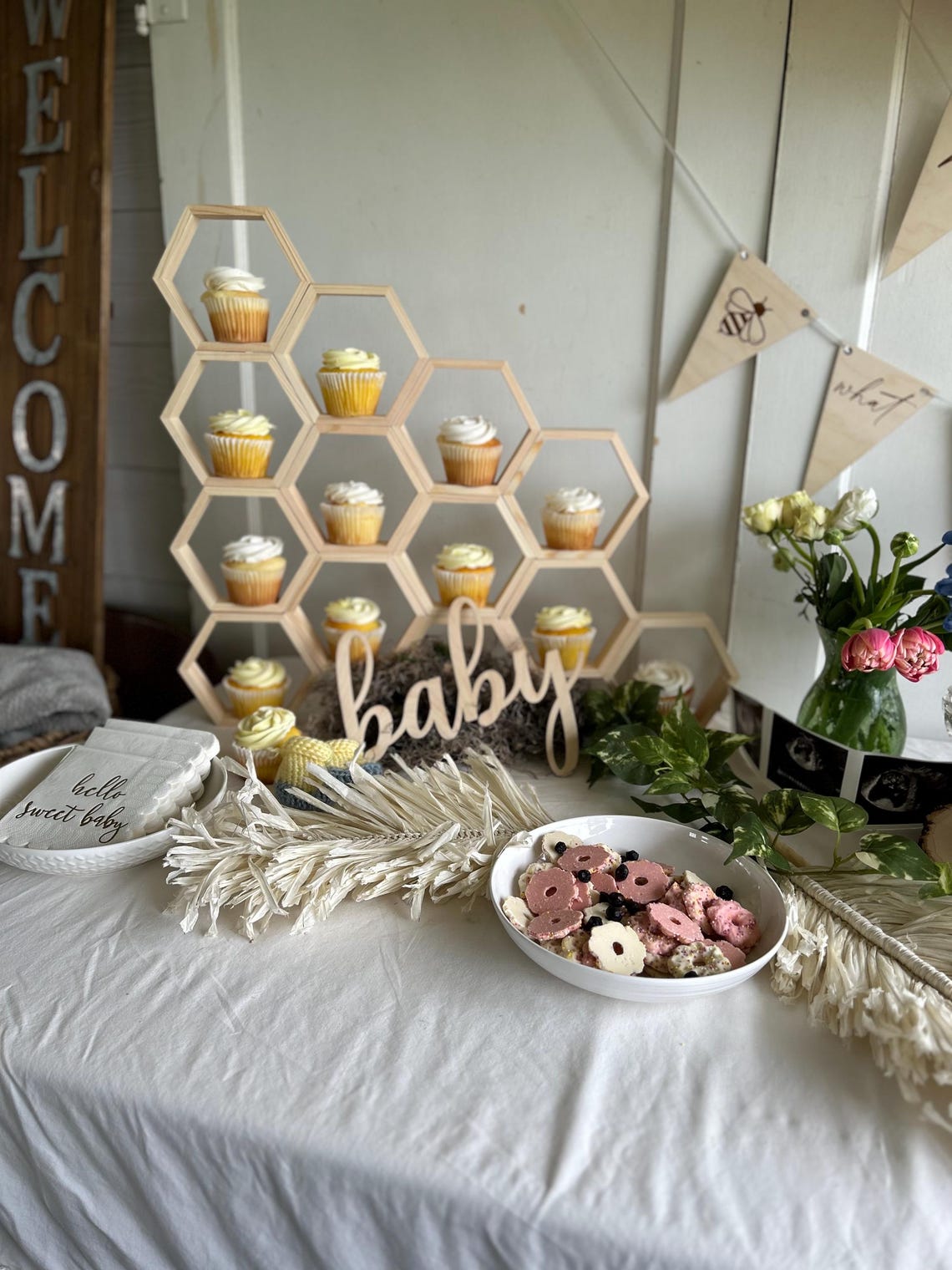 Baby Wood Sign, Bee Theme Gender Reveal, Babee Shower Decor, What Will ...