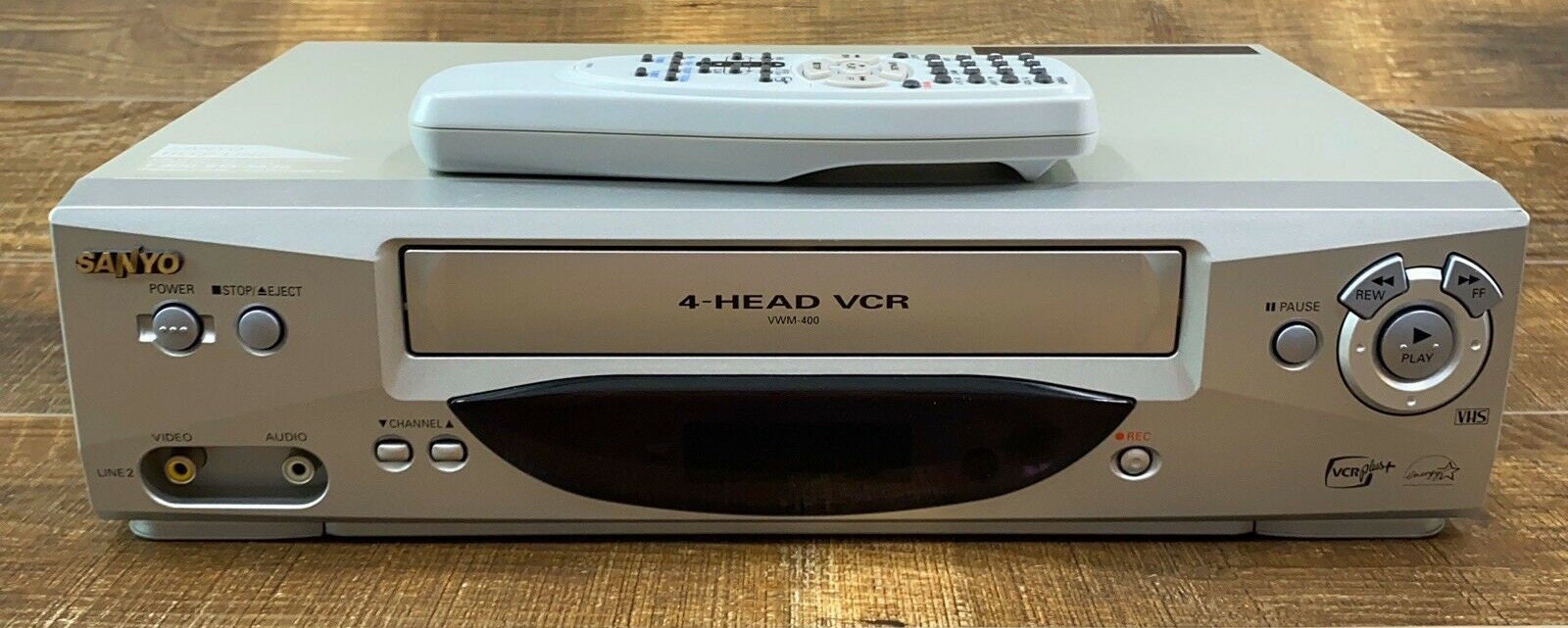 Sanyo Vwm-400 Mono VHS VCR VHS Player With Remote, Cables Hdmi Adapter ...