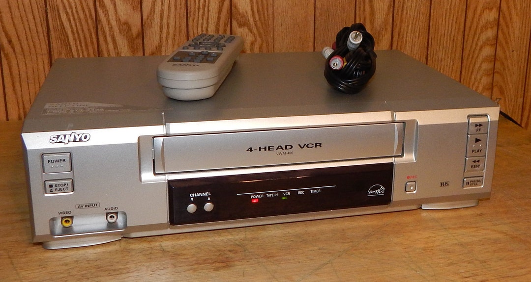 Sanyo VWM-410 Mono VHS VCR Vhs Player With Remote & Cables - Etsy