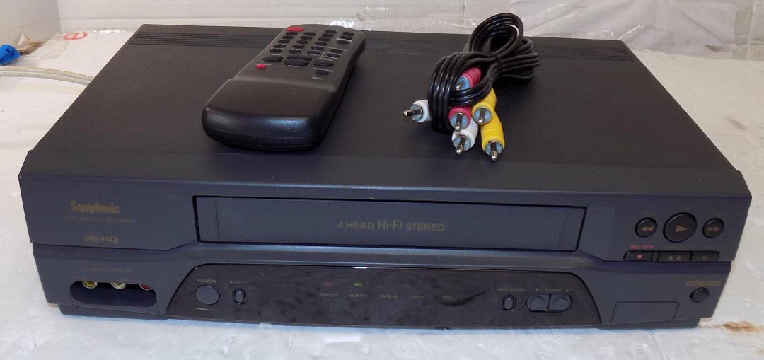 Funai Svb106at21 Hi Fi VHS VCR With Remote, A/V Cables & Hdmi Adapter ...