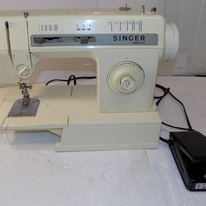 Vintage Singer Merritt 2502C Sewing Machine With Case Works - Etsy