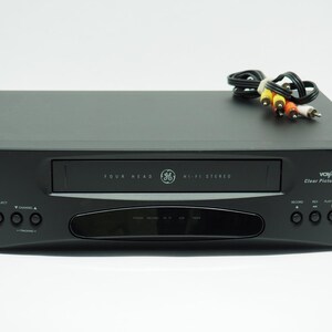 General Electric GE VG4262 Stereo VHS VCR Vhs Player With Remote and ...