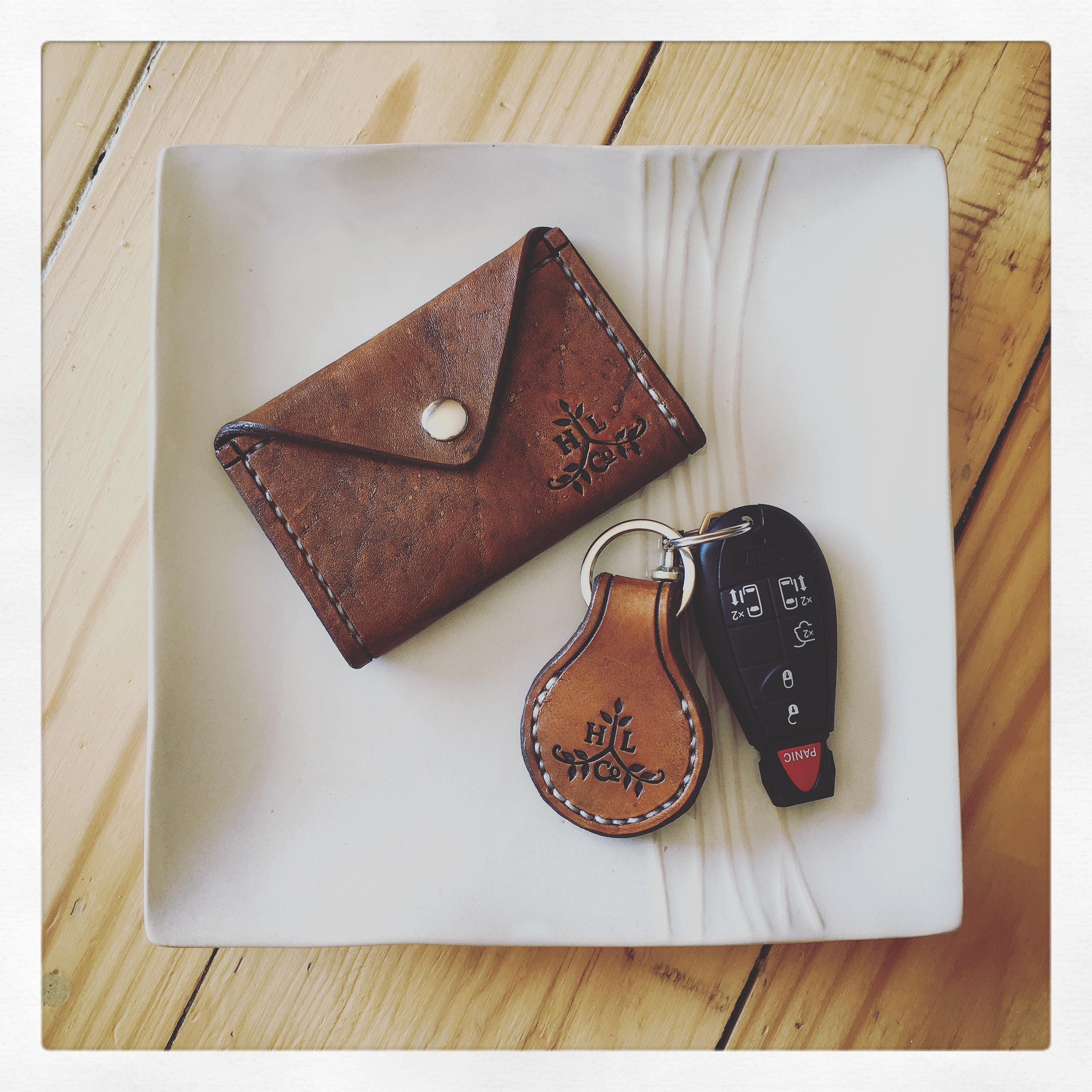 Leather Key Chain. Hand Sewn and Hand Produced. Unisex Leather - Etsy