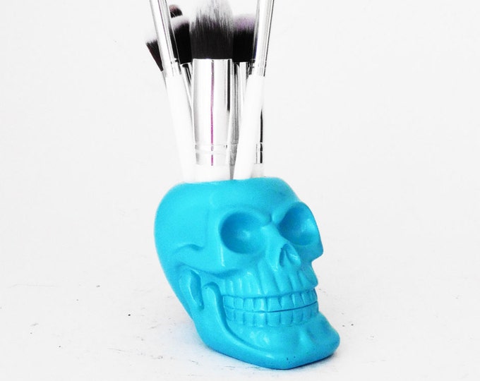 NEW - Mini Skull Brush Holder, Skull Decor, Skulls, Human Skull, Skull ...