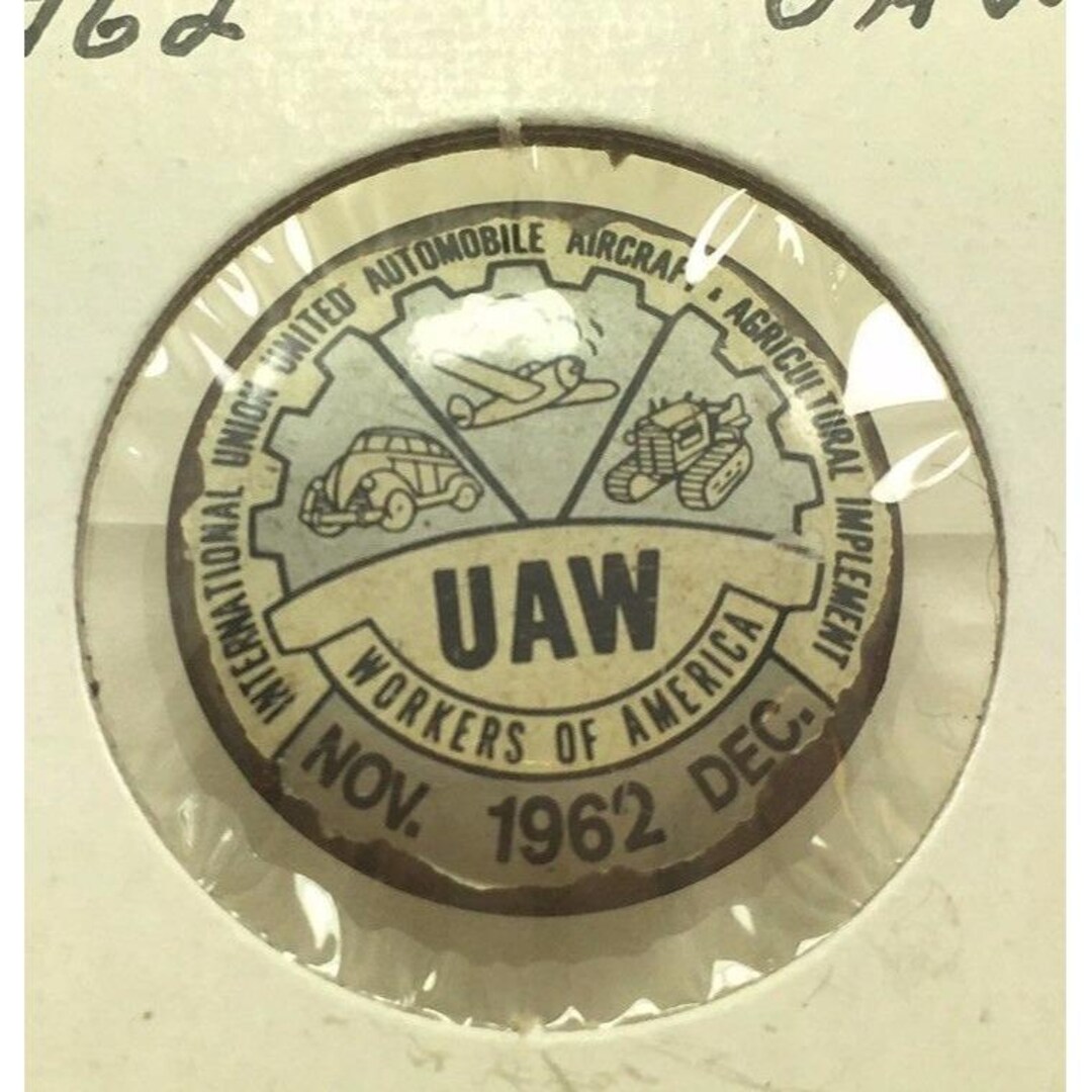 UAW 1962 Pin International Union United Auto Aircraft Agricultural ...