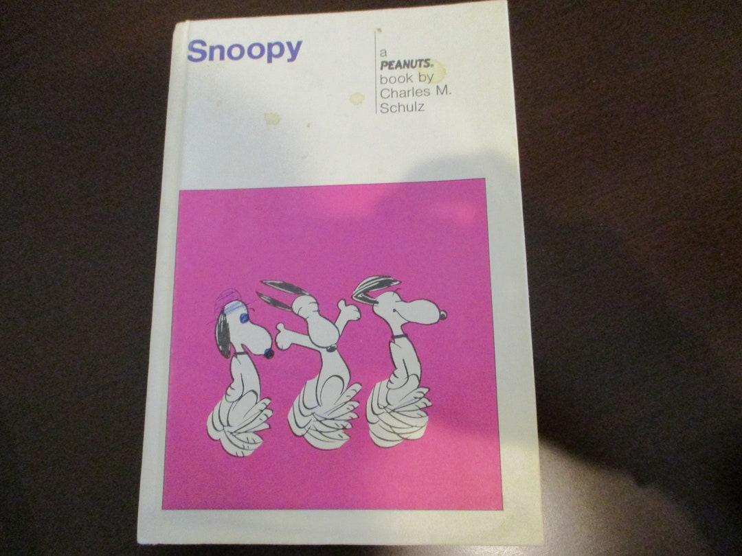 Vintage snoopy a Peanuts Book Hard Cover Book by Charles M Schultz ...