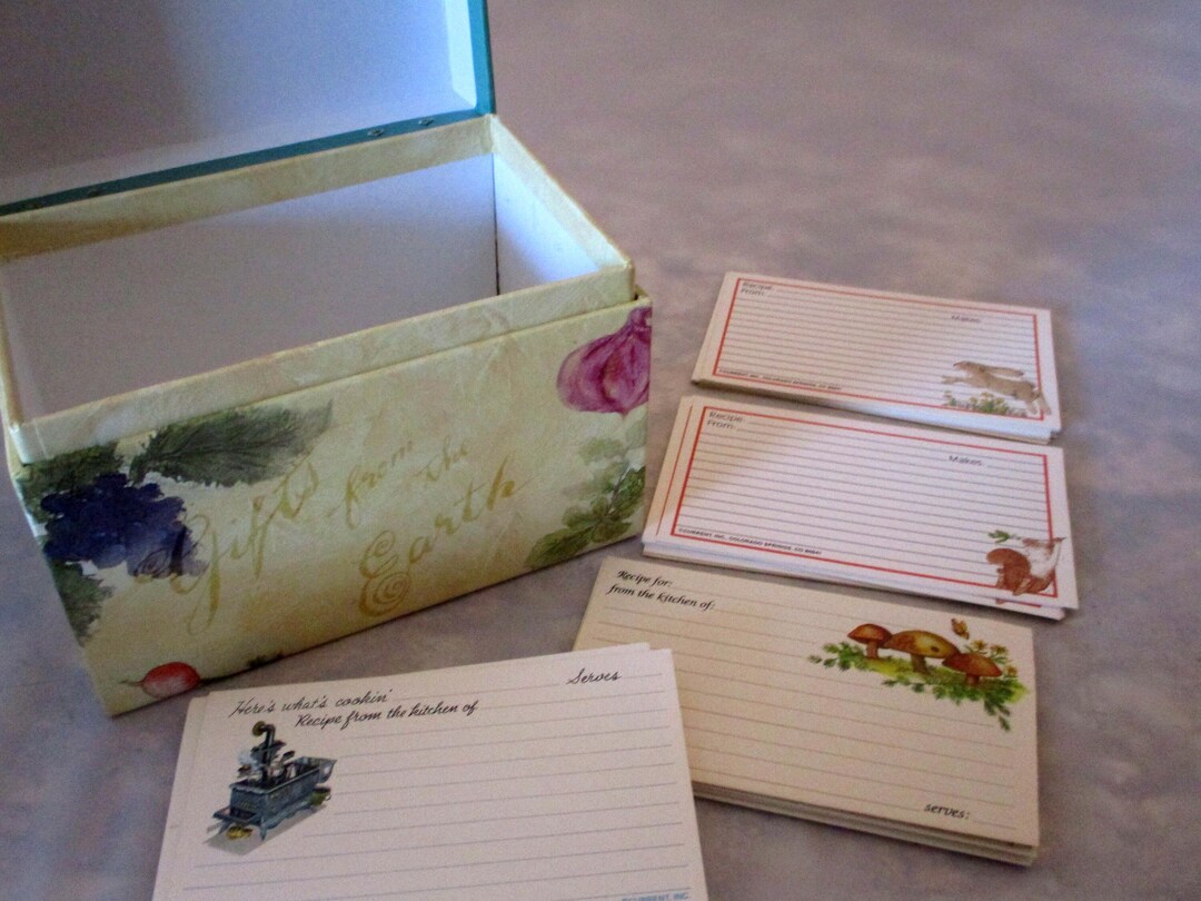 Vintage Flowered Recipe File Box With Blank Recipe Cards, Kitchen ...