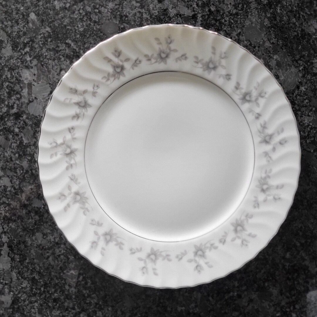 Noritake Empress China Silver White Dinner Plate 10in Diameter Essex ...