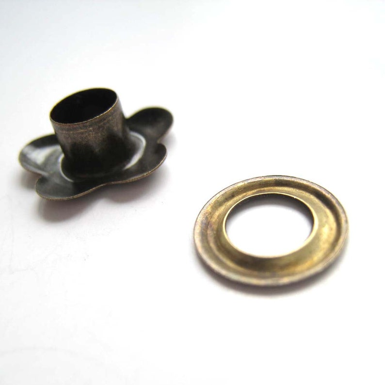 5mm Hole Antique Brass Bronze Floral Eyelet Grommet Pack of 50 Sets 1 ...