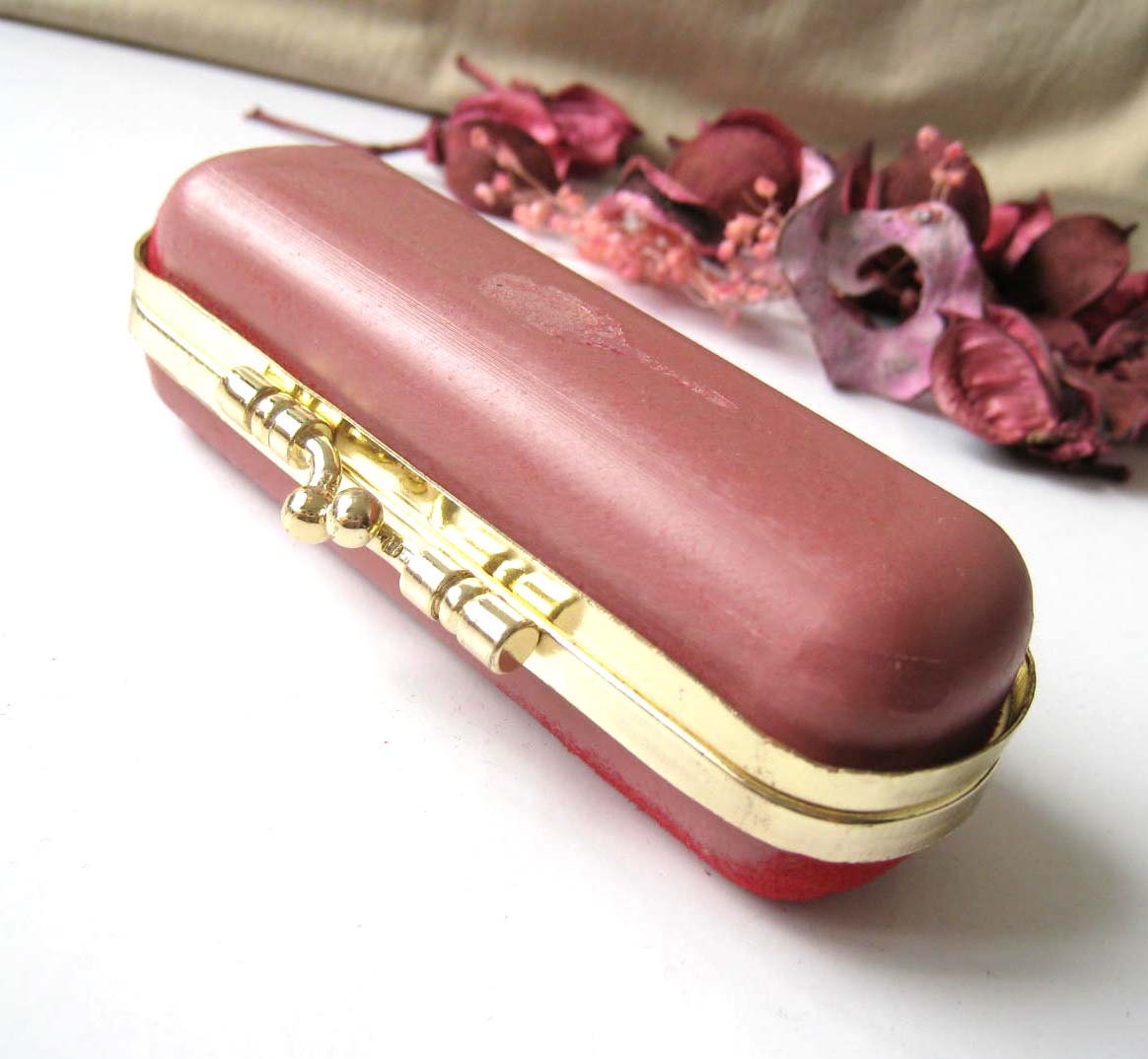 3.5 X 10 Cm Cosmetic Lipstick Dressing Case and Gold Metal Purse Frame ...