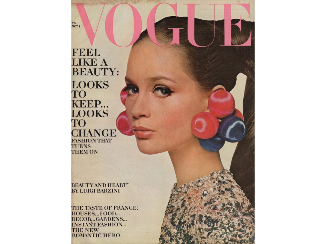 VOGUE US October 1st 1966 Vintage Fashion Magazine 1960s Retro Birthday ...
