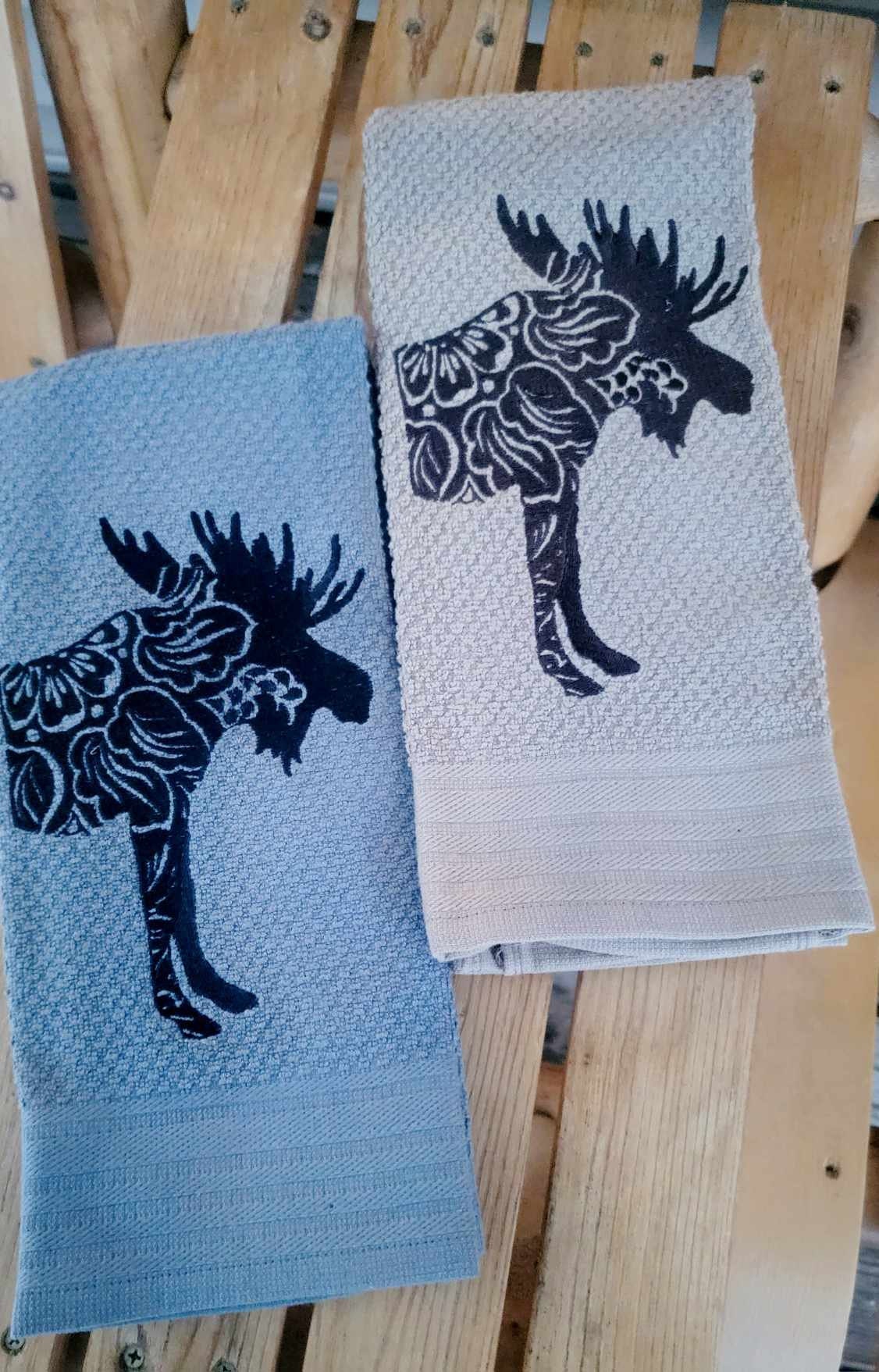 Scandinavian Moose Kitchen Towel: Norwegian Tree & Heart Design - Etsy