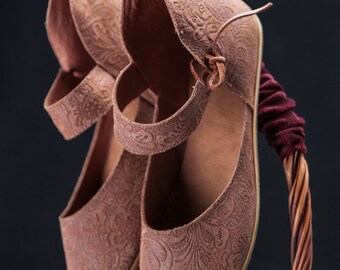 Medieval shoes | Etsy