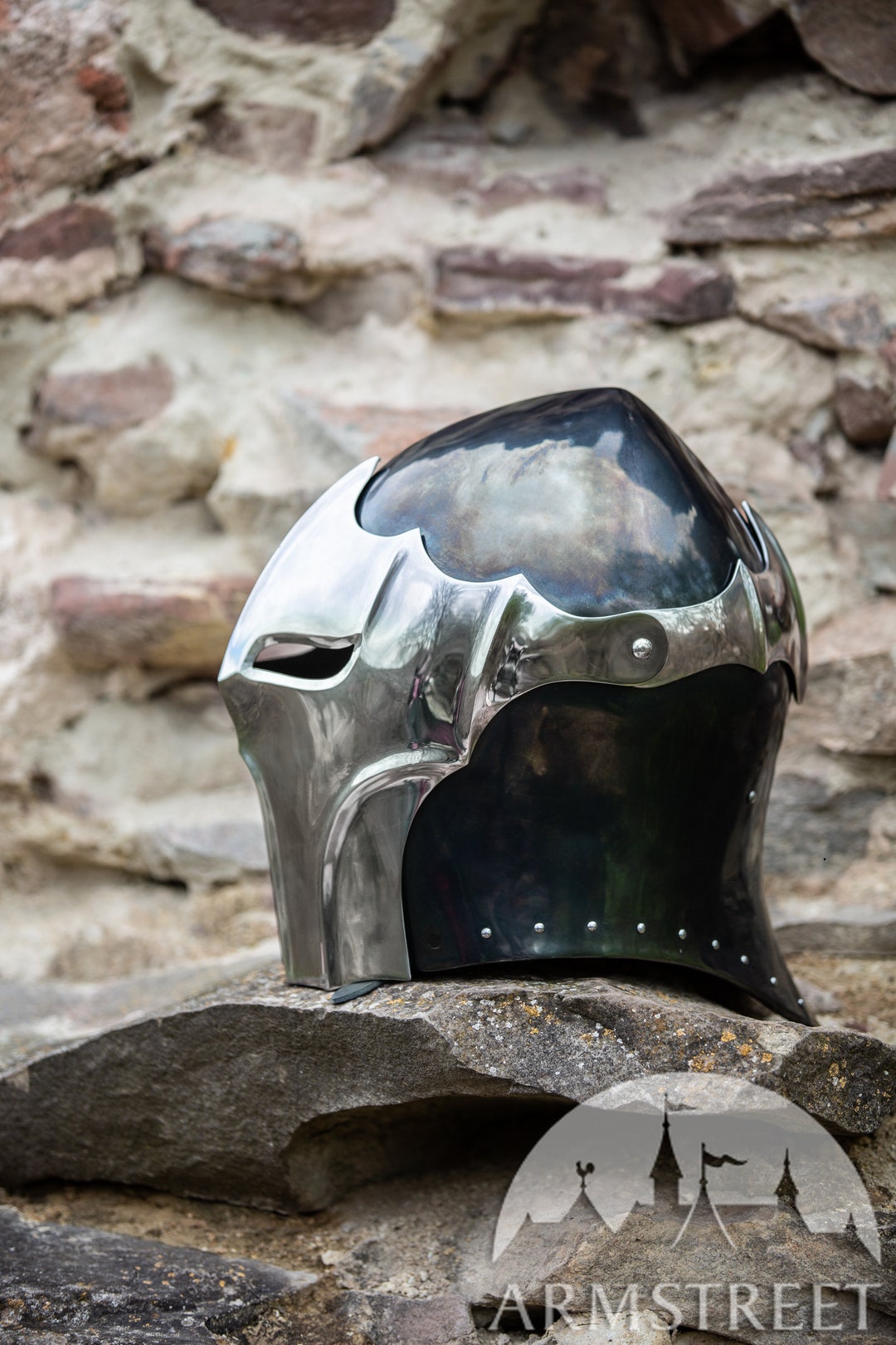 Armstreet's Fantasy Spring Steel Combat Helmet dark Wolf: Medieval ...