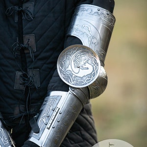 Etched Arms Armor With Removable Rondel mythical Beasts Medieval Armor ...