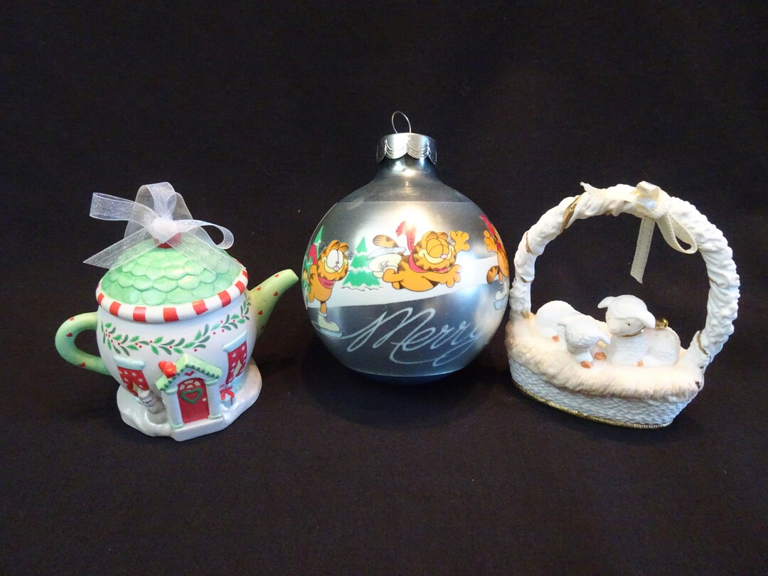 Vintage Hallmark Holiday Tree Ornaments, Cozy Home Teapot, Garfield ...