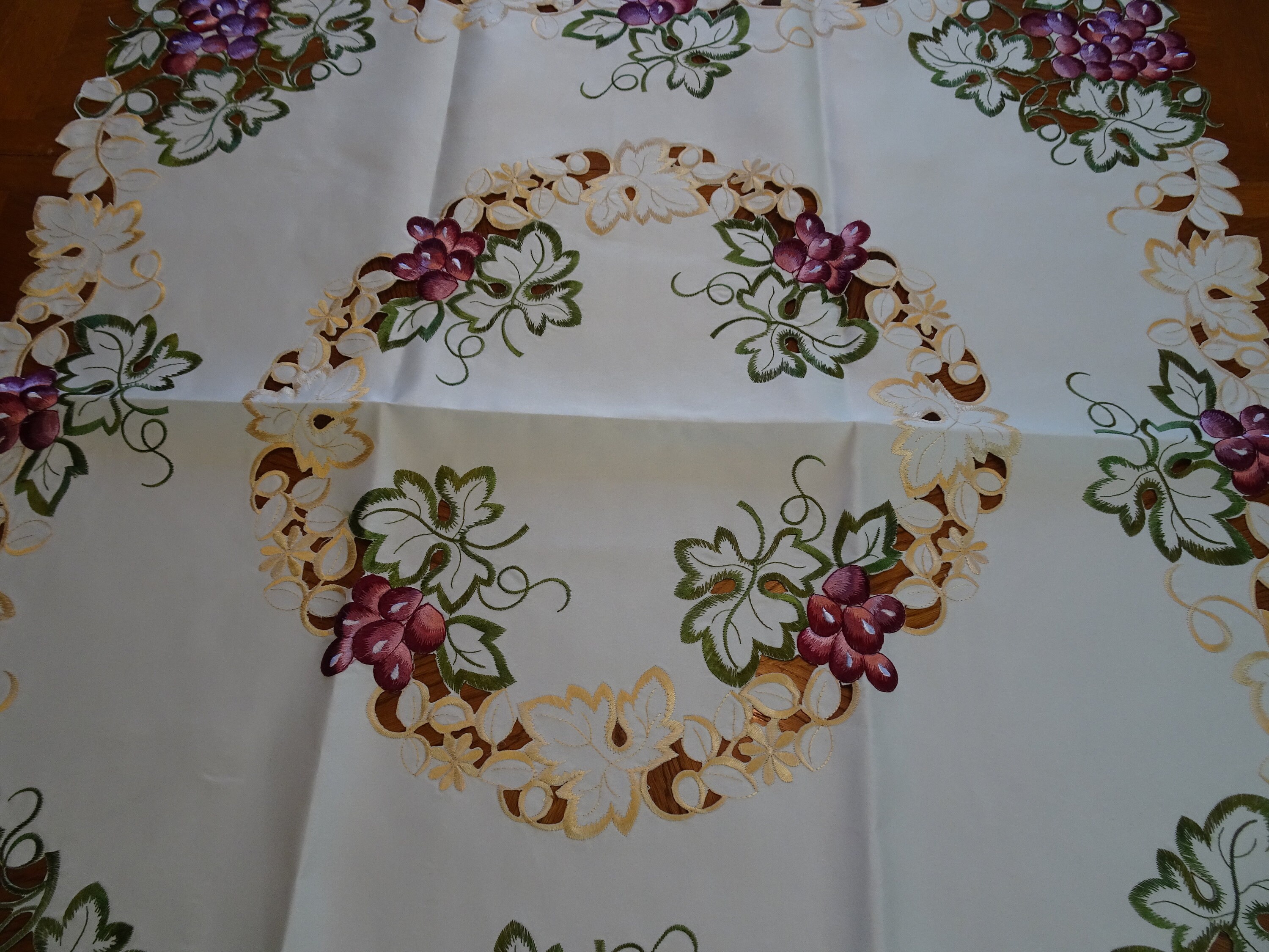 Embroidered Grapes Cutout Tablecloth, Vintage Stitched Fruit on Vines ...