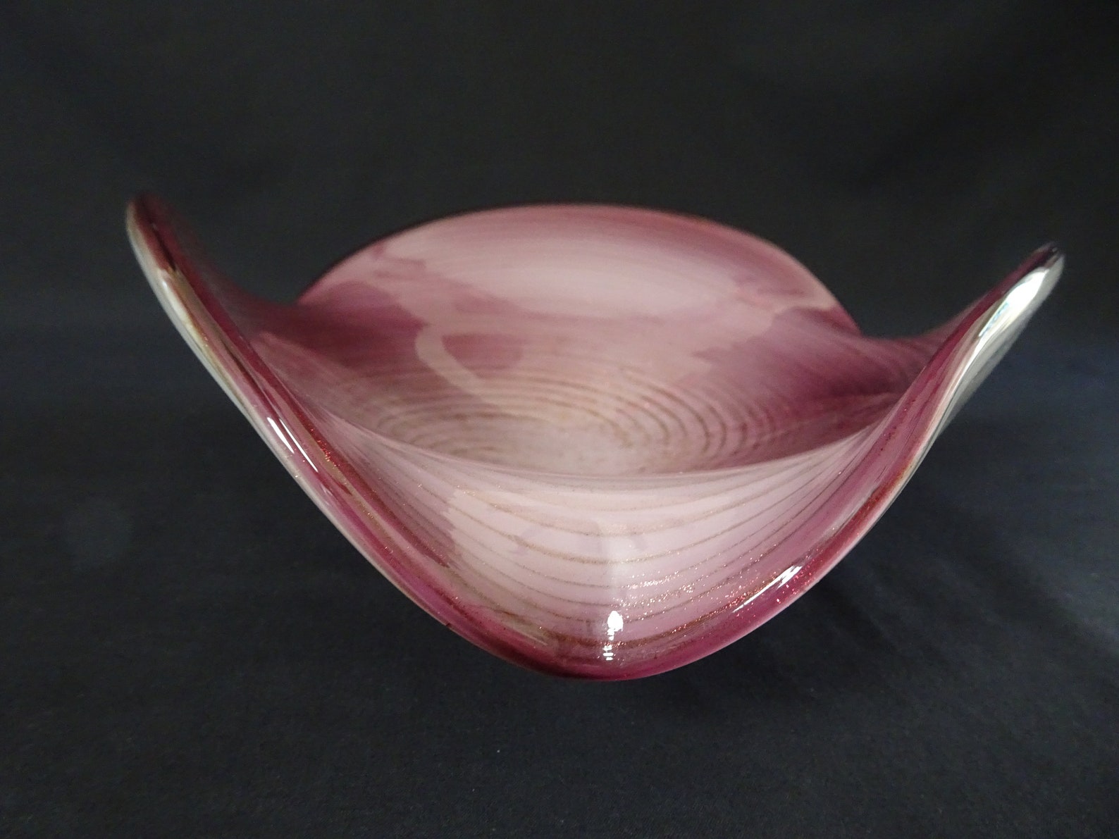 Tri-corner Art Glass Bowl Vintage Decorative Triangle Shaped - Etsy