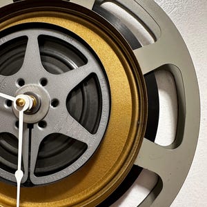 Film Reel Wall Clock, Movie Director Gift, Vintage Cinema Memorabilia ...