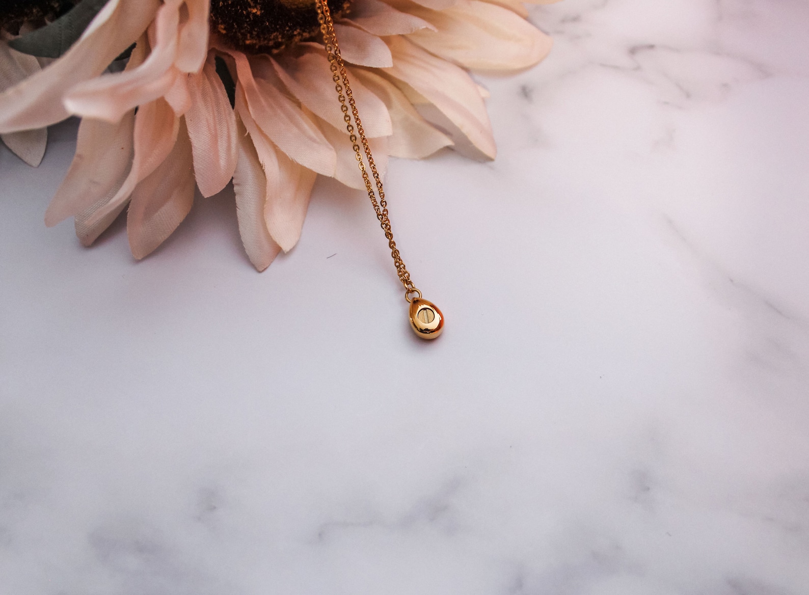 Cremation Urn Necklace, Tiny Teardrop Urn Jewelry, Cremation Dust Ash ...