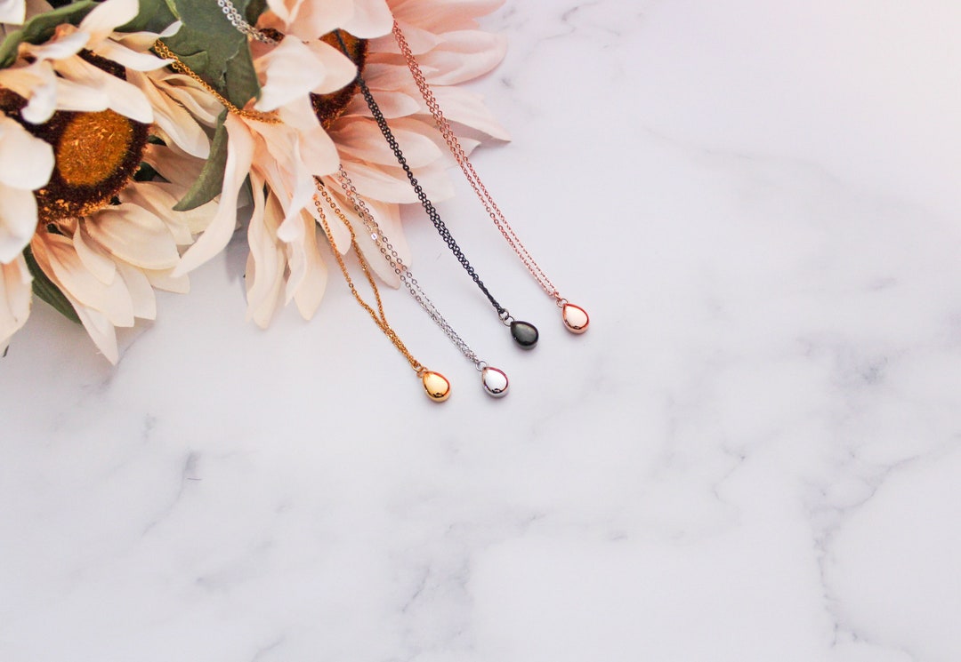 Cremation Urn Necklace, Tiny Teardrop Urn Jewelry, Cremation Dust Ash ...