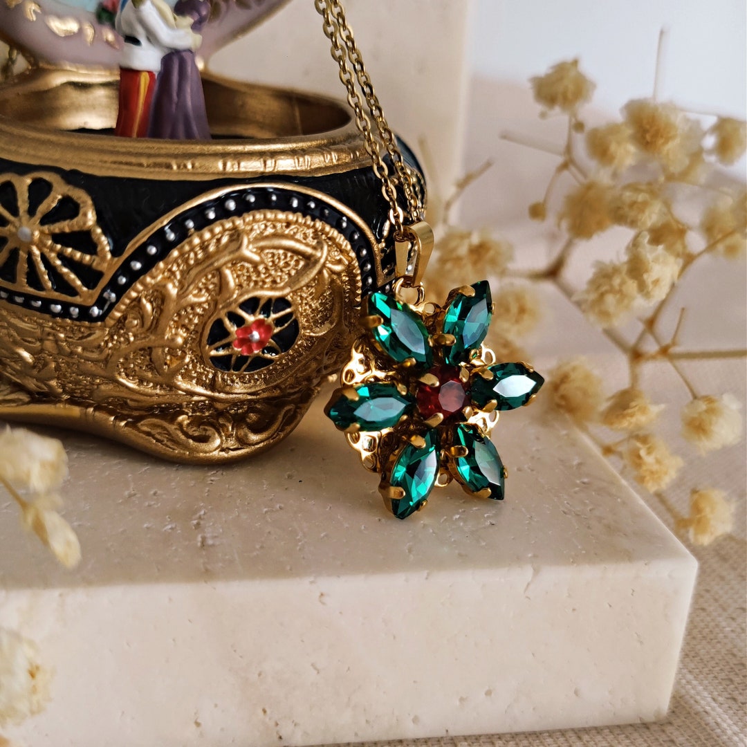 Anastasia Engraved Necklace Together in Paris Aurora Light Emerald M - Etsy