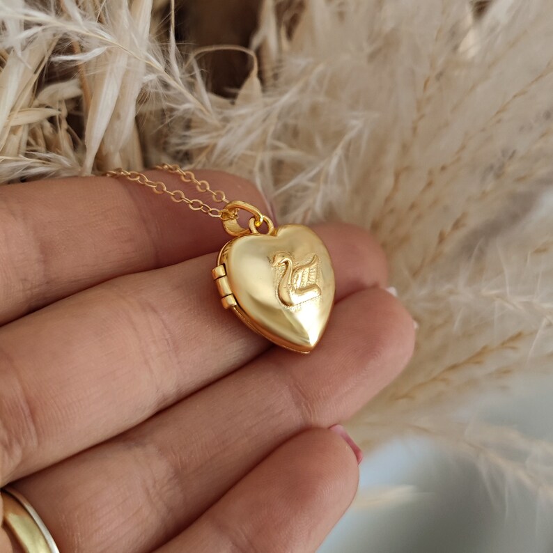 Odette Swan Locket Necklace Swan Lake Inspired Princess - Etsy