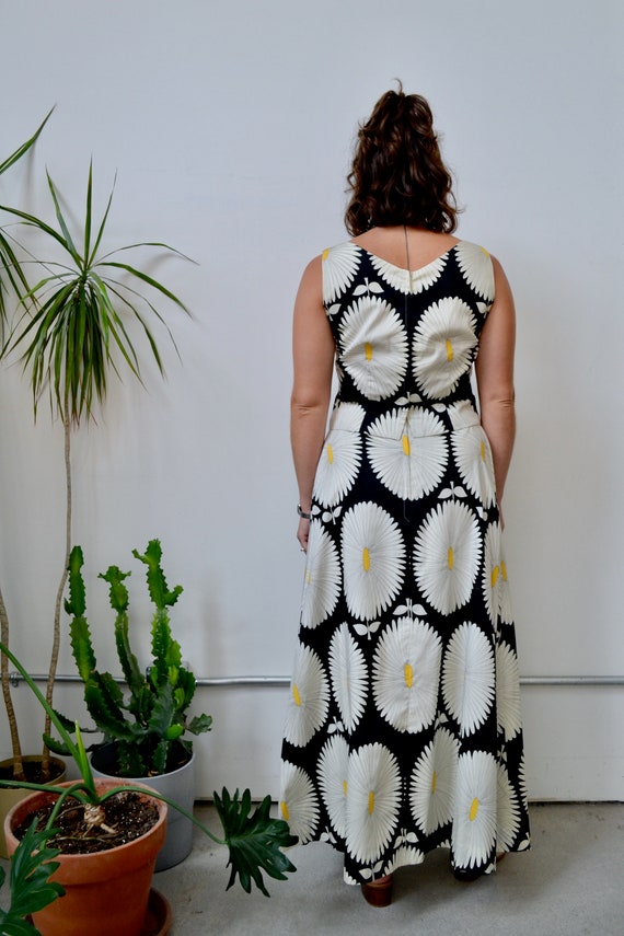 Daisy Art Deco Designs