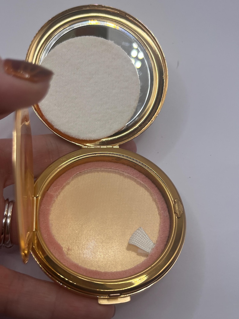 Vintage Stratton Slim Convertible Diamond Cut Gilt Powder Compact - Etsy UK