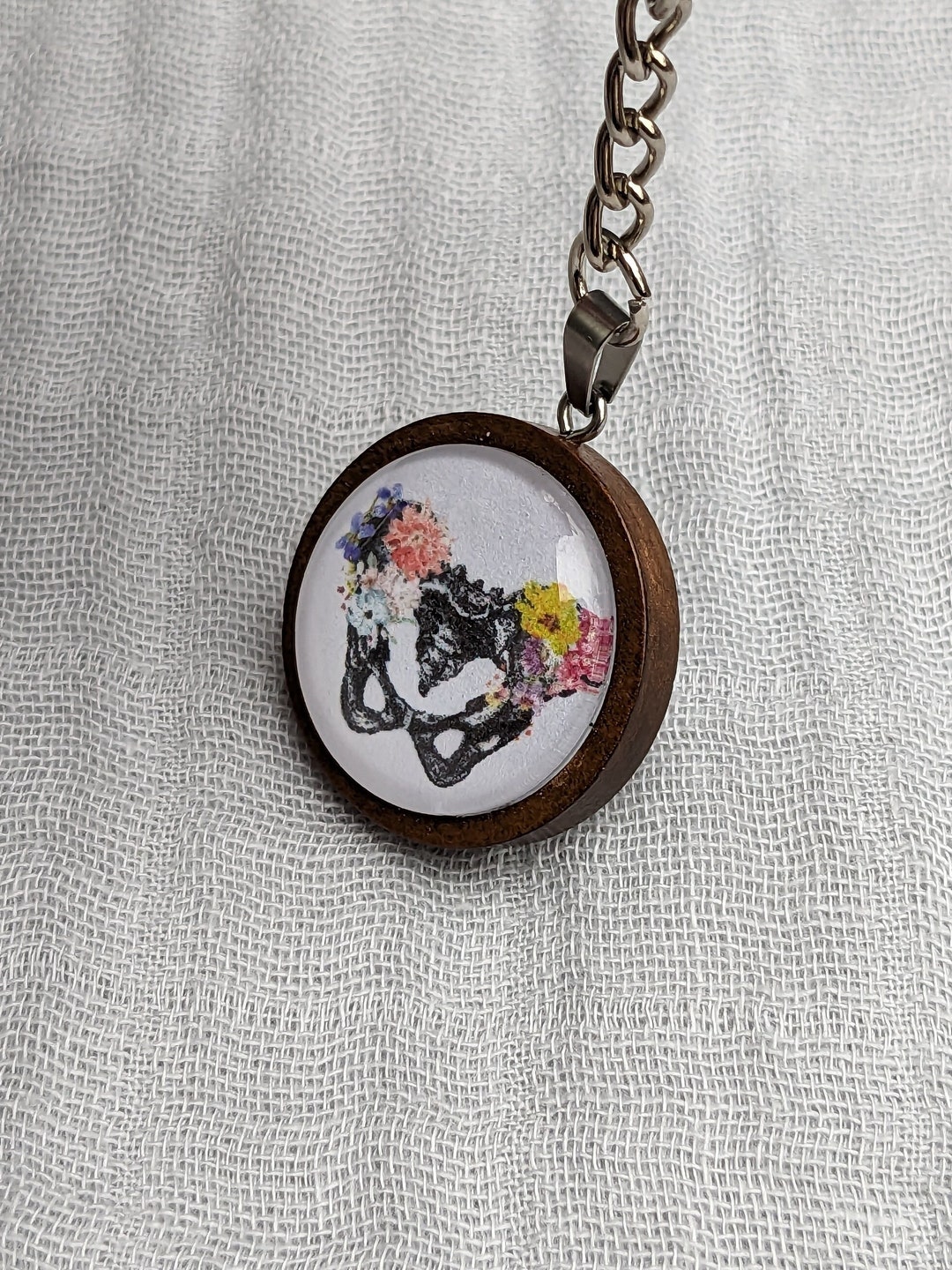 Pelvis Keychain Wood/silver Anatomy Keychain - Etsy