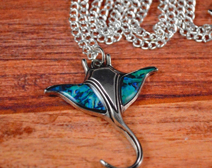 Manta Ray Pendant, Manta Ray Jewelry, Manta Ray Gift, Stingray Jewelry ...