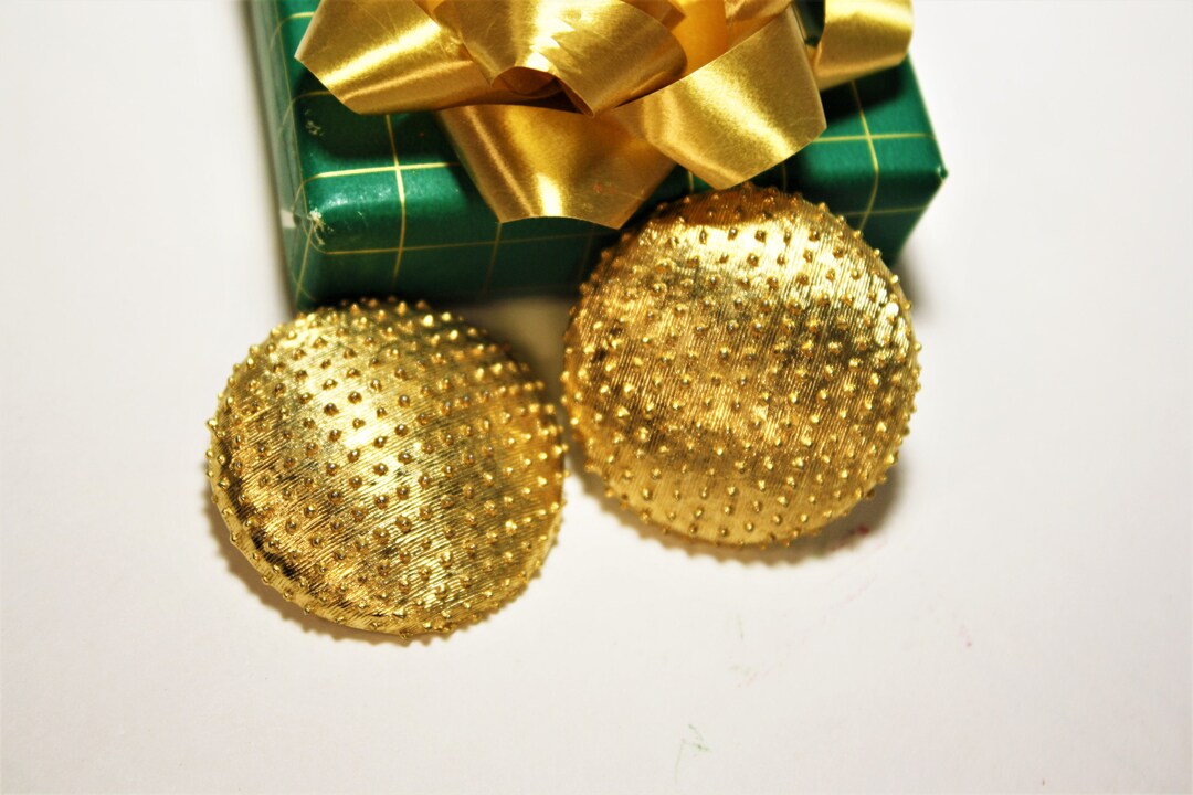 Vintage Earrings Knobby Round Button Big Bold Gold Clip Brutalist Funky ...