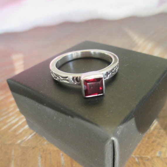Square Garnet Sterling Silver Ring - Scrollwork Band,… - Gem