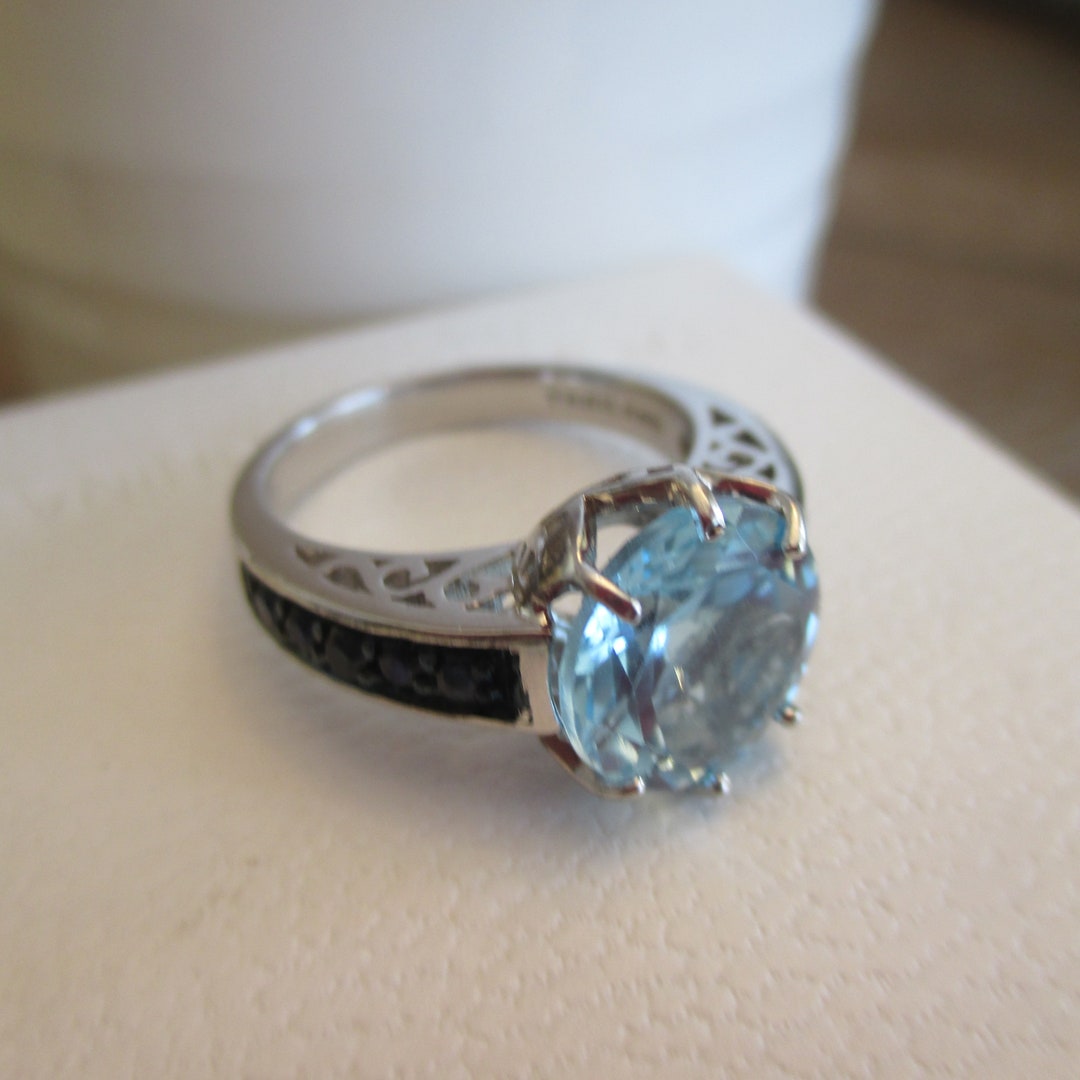 BBJ 925 Blue Topaz Ring W/black Spinel Stones on Both Sides of Band ...