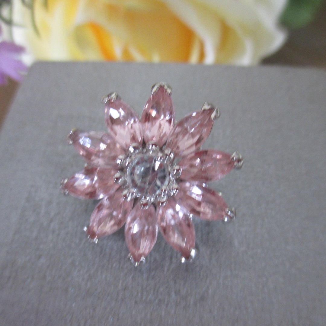Vintage Pink Rhinestone Floral Brooch With Clear Rhinestone in Center ...