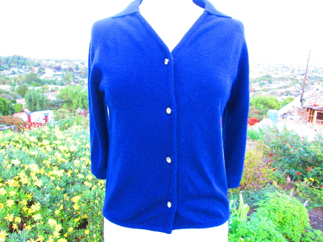 VINTAGE PIN UP Girl 1950's Sexy Brilliant Blue Sweater \ Rhinestone ...