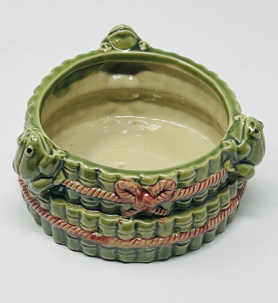 Frog Basket Weave Planter in Majolica Style - Etsy