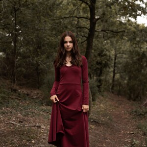 Long Red Dress, Witch Style, Witchy Clothes, Sweatshirt Dress, Fit and ...