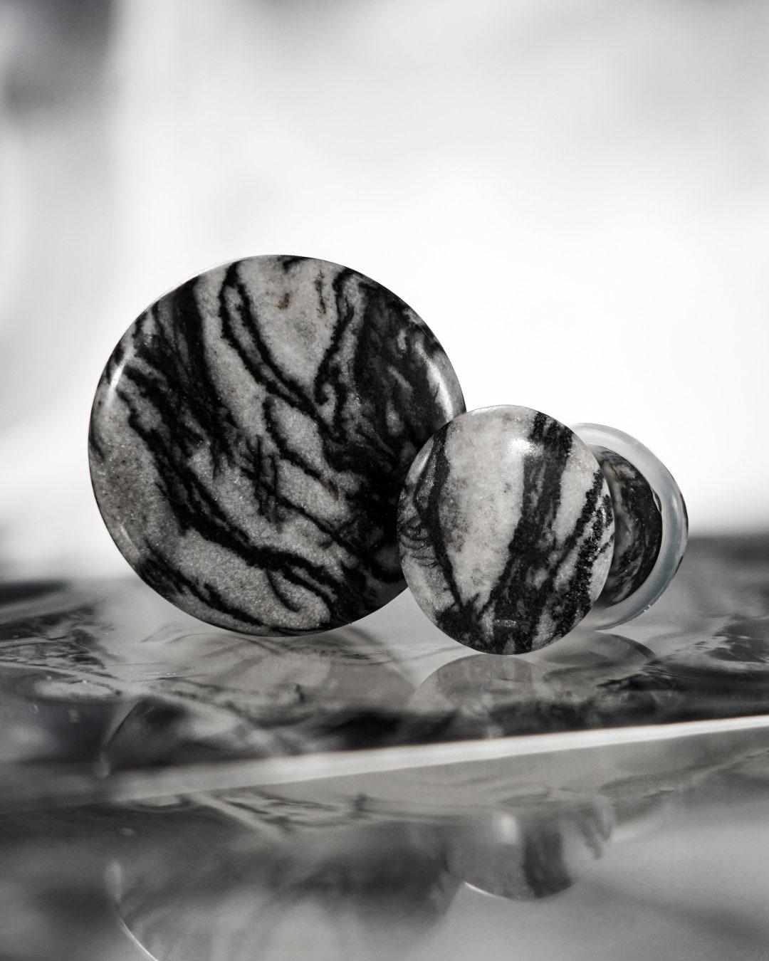 Black Net Jasper Single Flare Stone Plug / Gauge Single Flare Plugs ...